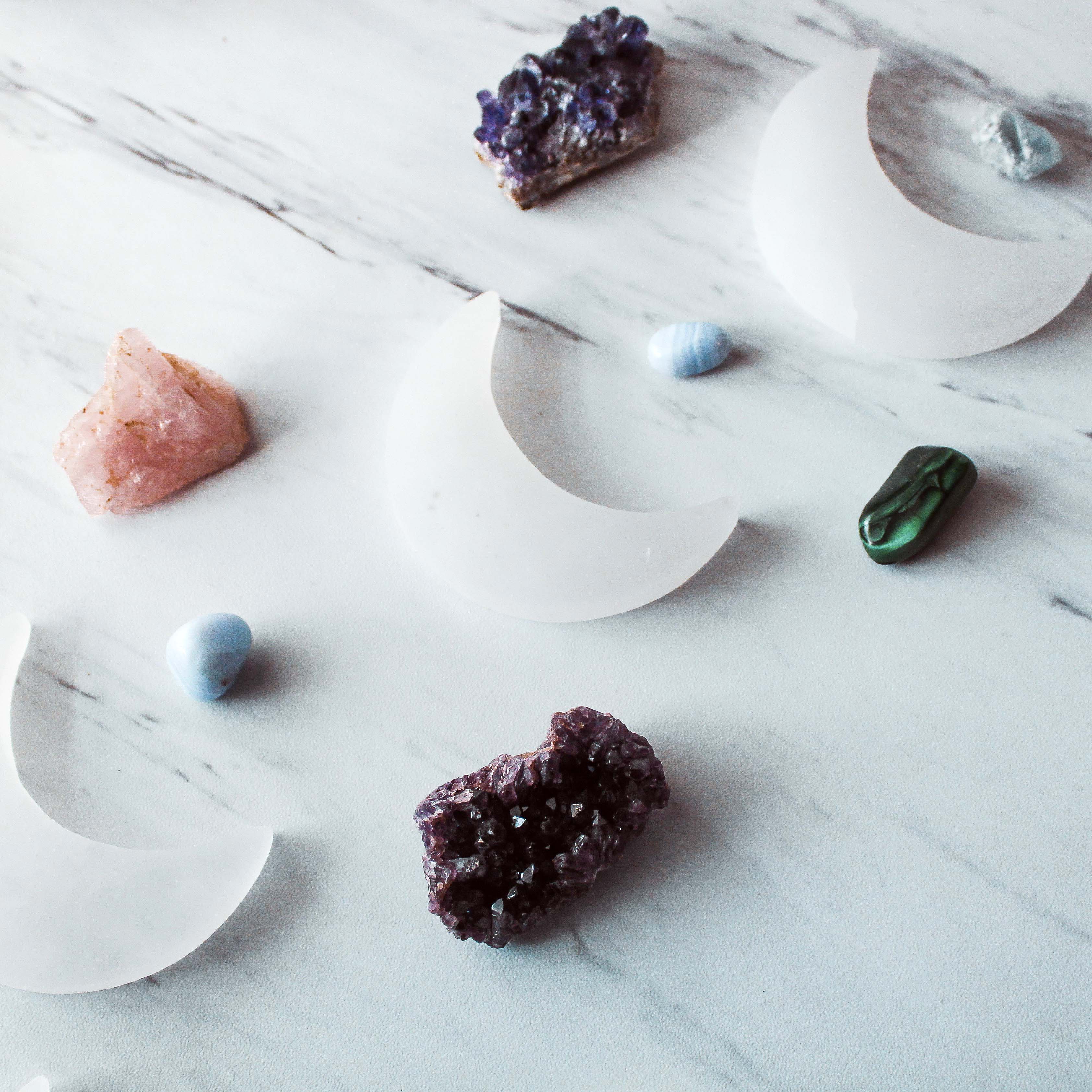 Selenite Crystal Healing Properties Meaning And Uses Rock Paradise