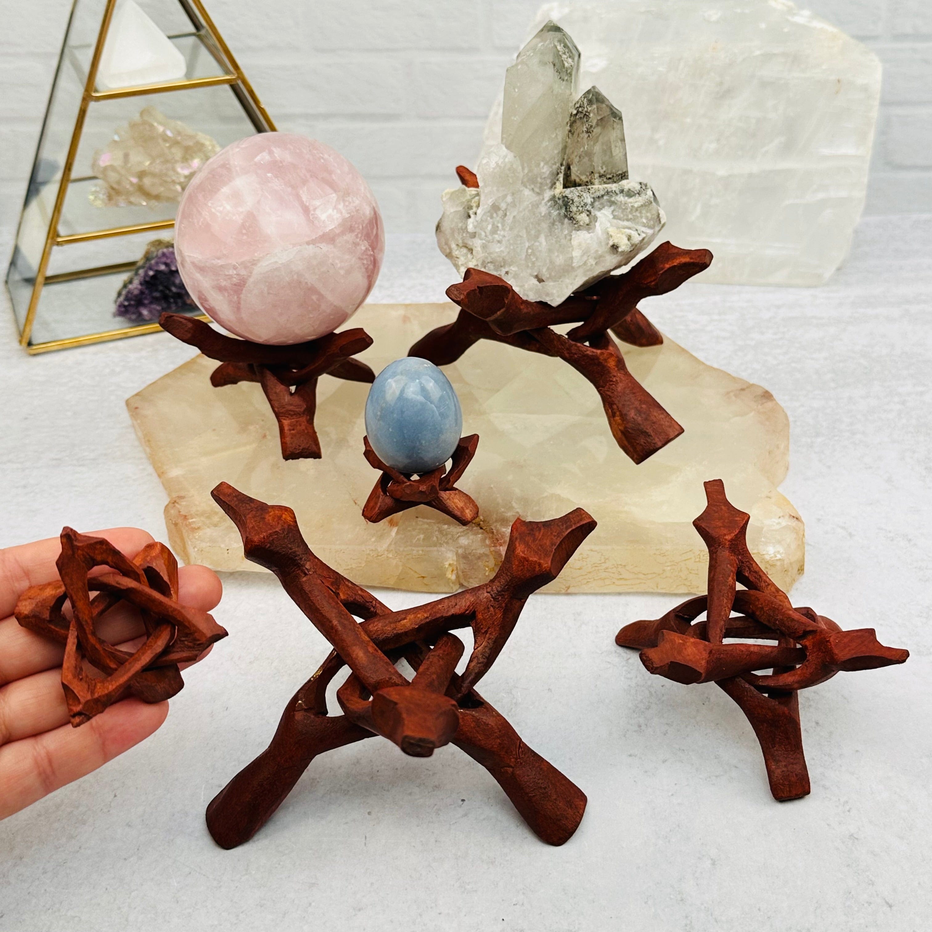 Wood Cobra Crystal Stand - Cluster Holder - You Choose Size – Rock Paradise