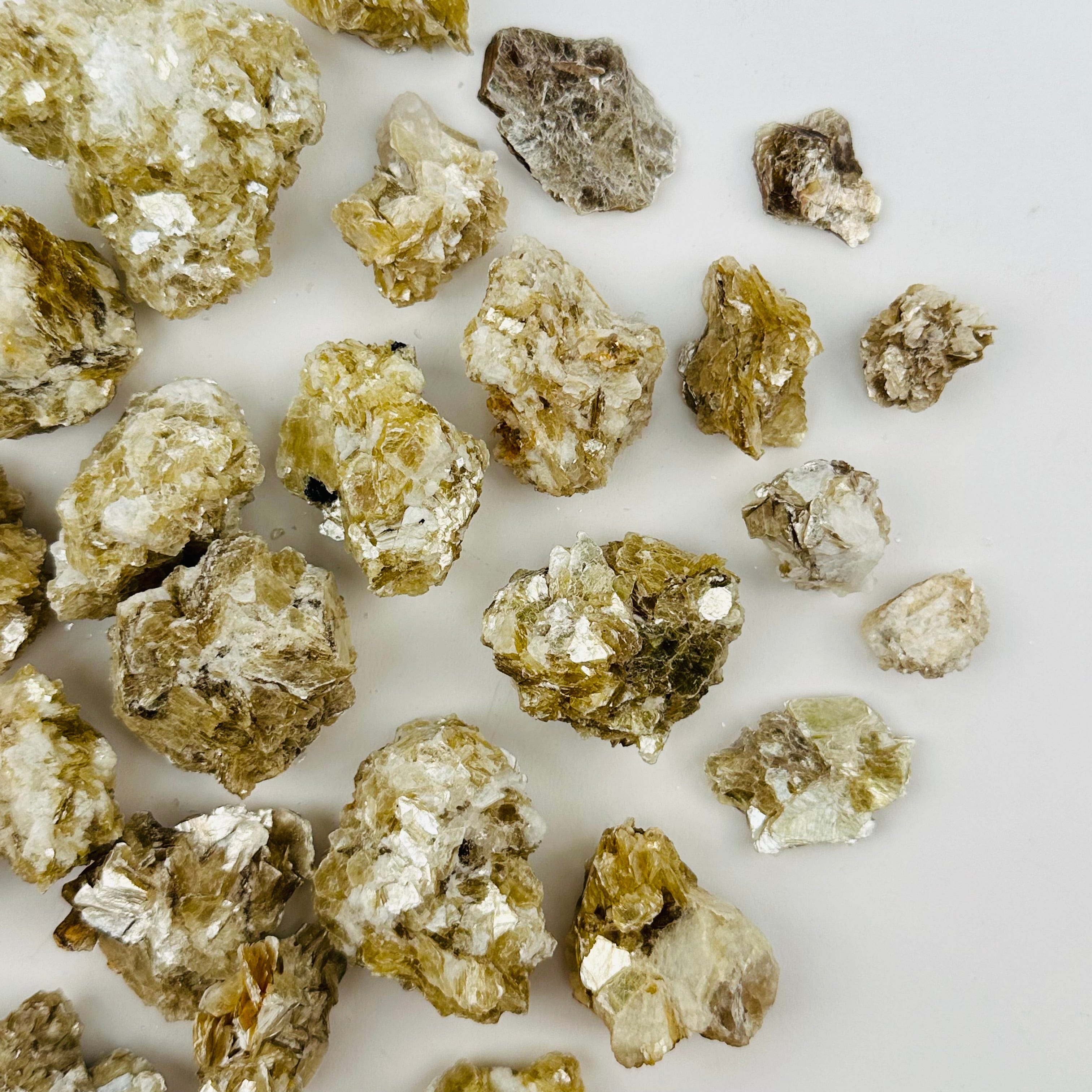 Natural Star Mica Crystal Clusters - 1lb Bag - – Rock Paradise
