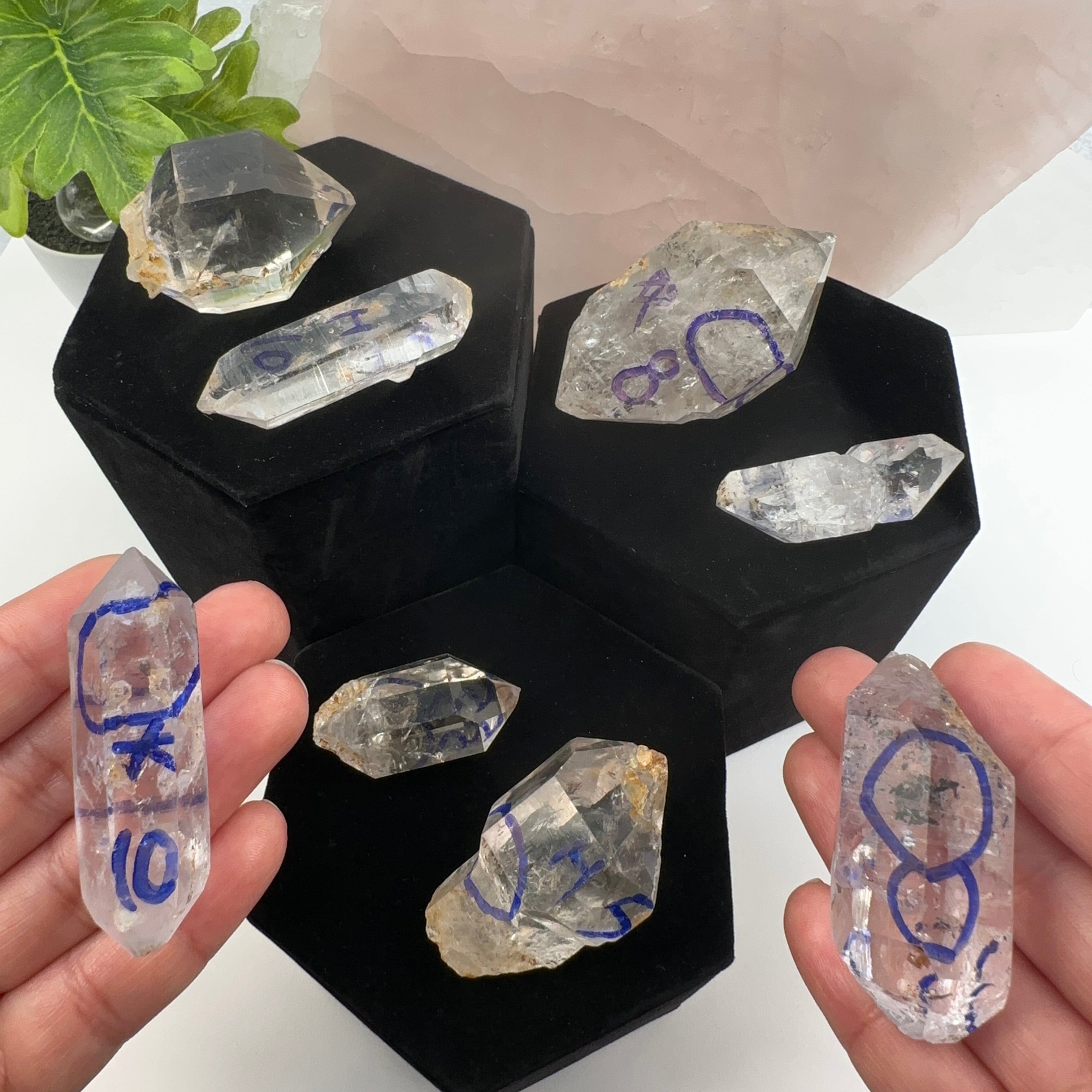 Enhydro Quartz Crystal with Moving Water Inclusion – Rock Paradise